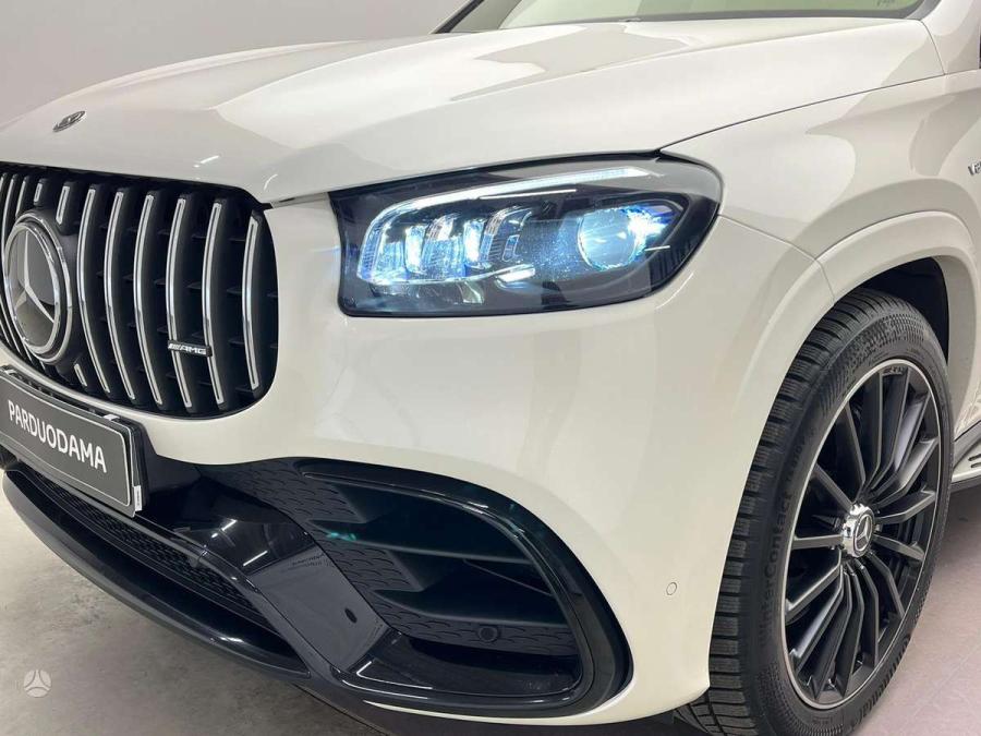 White Mercedes-Benz GLS 63 AMG 2021 in Panevezys, with an engine capacity of 3.98 L and mileage of 120 thousand km for 99990 €, photo 39 on AUTOMOTO.COM.LV