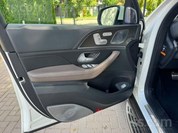 Balts Mercedes-Benz GLS 63 AMG 2021 Rīga, ar dzinēja tilpumu 4.00 L un nobraukumu 51 tūkst. km par 95000 €, foto 10 vietnē AUTOMOTO.COM.LV
