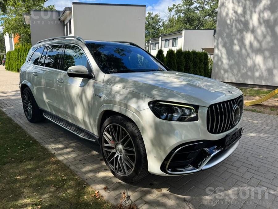 Balts Mercedes-Benz GLS 63 AMG 2021 Rīga, ar dzinēja tilpumu 4.00 L un nobraukumu 51 tūkst. km par 95000 €, foto 3 vietnē AUTOMOTO.COM.LV