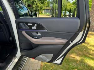 Balts Mercedes-Benz GLS 63 AMG 2021 Rīga, ar dzinēja tilpumu 4.00 L un nobraukumu 51 tūkst. km par 95000 €, foto 18 vietnē AUTOMOTO.COM.LV