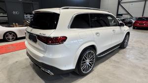 Белый Мерседес GLS 63 AMG 2021 в Рига, объемом двигателя 4.00 л и пробегом 51 тыс. км за 94990 €, фото 3 на AUTOMOTO.COM.LV