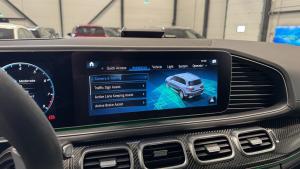 Белый Мерседес GLS 63 AMG 2021 в Рига, объемом двигателя 4.00 л и пробегом 51 тыс. км за 94990 €, фото 32 на AUTOMOTO.COM.LV