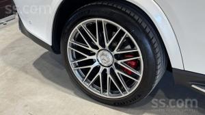 White Mercedes-Benz GLS 63 AMG 2021 in Riga, with an engine capacity of 4.00 L and mileage of 51 thousand km for 94990 €, photo 12 on AUTOMOTO.COM.LV