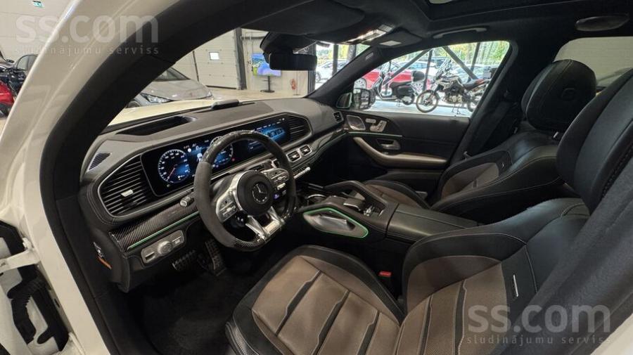 White Mercedes-Benz GLS 63 AMG 2021 in Riga, with an engine capacity of 4.00 L and mileage of 51 thousand km for 94990 €, photo 26 on AUTOMOTO.COM.LV