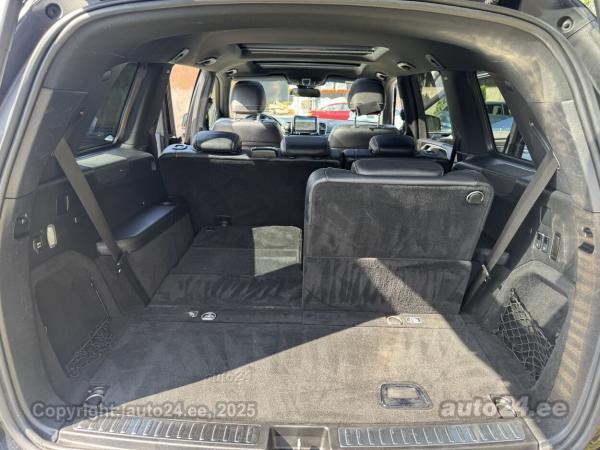Melns Mercedes-Benz GLS-Class 2016 Rīga, ar dzinēja tilpumu 2.90 L un nobraukumu 165 tūkst. km par 33000 €, foto 11 vietnē AUTOMOTO.COM.LV