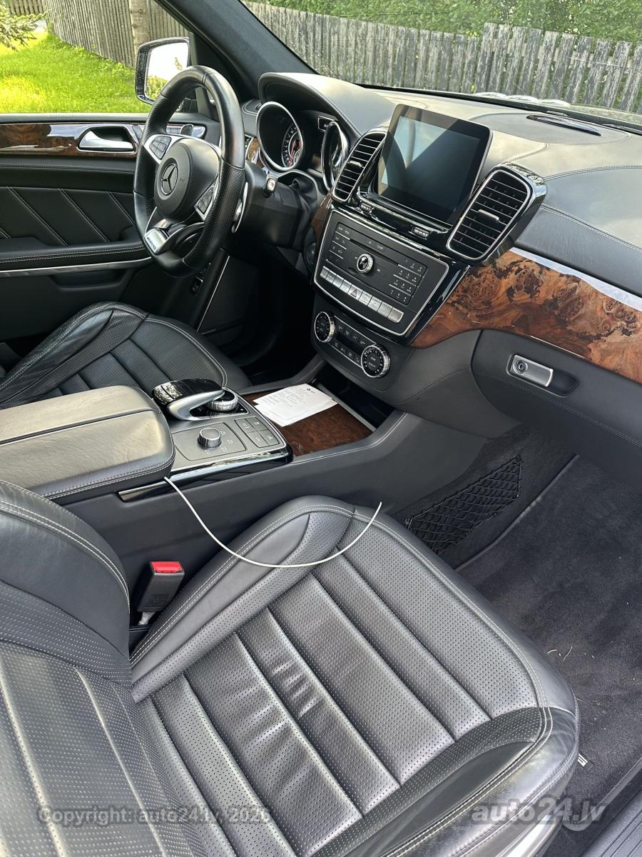 Melns Mercedes-Benz GLS-Class 2016 Tallina, ar dzinēja tilpumu 5.50 L un nobraukumu 259 tūkst. km par 36000 €, foto 6 vietnē AUTOMOTO.COM.LV