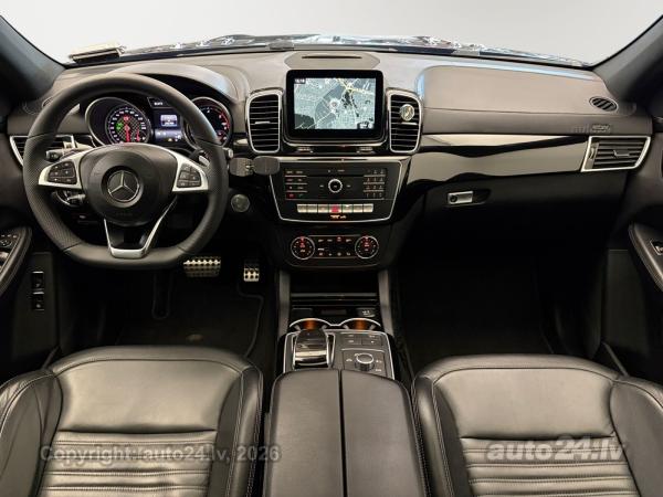 Black Mercedes-Benz GLS-Class 2016 in Tallinn, with an engine capacity of 3.00 L and mileage of 247 thousand km for 34900 €, photo 8 on AUTOMOTO.COM.LV