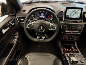 Black Mercedes-Benz GLS-Class 2016 in Tallinn, with an engine capacity of 3.00 L and mileage of 247 thousand km for 34900 €, photo 9 on AUTOMOTO.COM.LV