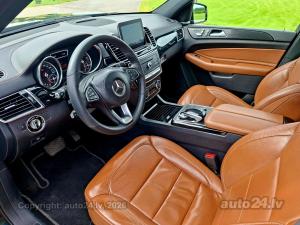 Melns Mercedes-Benz GLS-Class 2017 Tartu, ar dzinēja tilpumu 3.00 L un nobraukumu 340 tūkst. km par 34000 €, foto 13 vietnē AUTOMOTO.COM.LV