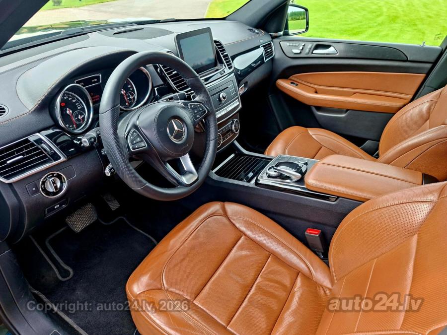 Melns Mercedes-Benz GLS-Class 2017 Tartu, ar dzinēja tilpumu 3.00 L un nobraukumu 340 tūkst. km par 34000 €, foto 13 vietnē AUTOMOTO.COM.LV