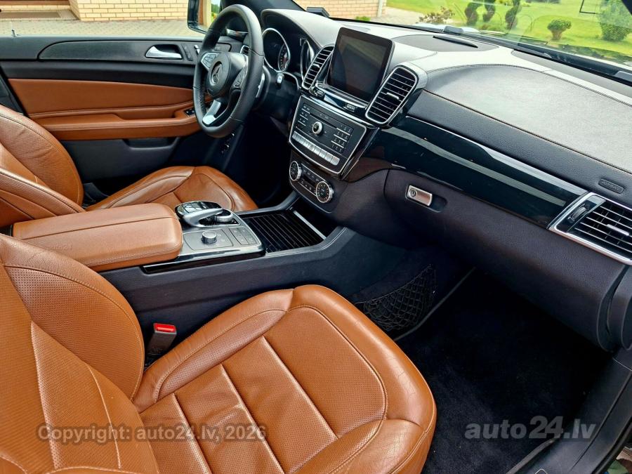Melns Mercedes-Benz GLS-Class 2017 Tartu, ar dzinēja tilpumu 3.00 L un nobraukumu 340 tūkst. km par 34000 €, foto 14 vietnē AUTOMOTO.COM.LV