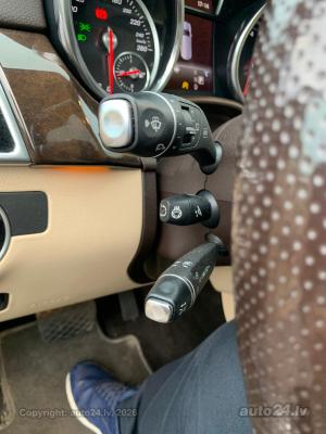 Black Mercedes-Benz GLS-Class 2017 in Tallinn, with an engine capacity of 3.00 L and mileage of 195 thousand km for 34900 €, photo 20 on AUTOMOTO.COM.LV