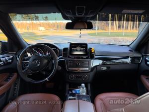 Melns Mercedes-Benz GLS-Class 2018 Tallina, ar dzinēja tilpumu 3.00 L un nobraukumu 159 tūkst. km par 42000 €, foto 7 vietnē AUTOMOTO.COM.LV