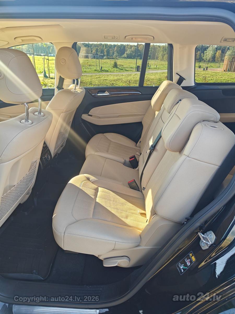 Melns Mercedes-Benz GLS-Class 2019 Tallina, ar dzinēja tilpumu 3.00 L un nobraukumu 147 tūkst. km par 44500 €, foto 10 vietnē AUTOMOTO.COM.LV