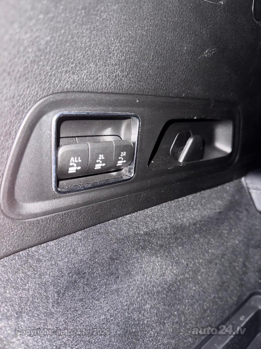 Black Mercedes-Benz GLS-Class 2020 in Tallinn, with an engine capacity of 2.90 L and mileage of 128 thousand km for 65000 €, photo 14 on AUTOMOTO.COM.LV