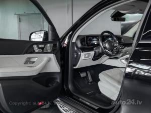 Melns Mercedes-Benz GLS-Class 2021 Tallina, ar dzinēja tilpumu 2.90 L un nobraukumu 136 tūkst. km par 69900 €, foto 8 vietnē AUTOMOTO.COM.LV