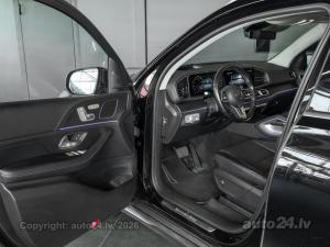 Melns Mercedes-Benz GLS-Class 2023 Tallina, ar dzinēja tilpumu 2.90 L un nobraukumu 103 tūkst. km par 73900 €, foto 14 vietnē AUTOMOTO.COM.LV