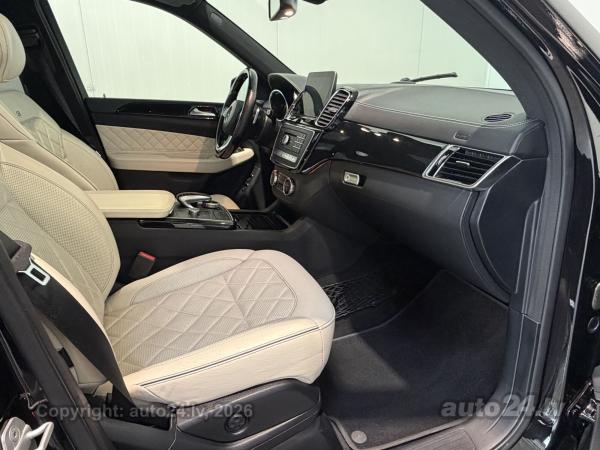 Mercedes-Benz GLS-Class 2018 Tartu vietnē Melns Mercedes-Benz GLS-Class 2018 Tartu, ar dzinēja tilpumu 3.00 L un nobraukumu 123 tūkst. km par 44900 €, foto 10 vietnē AUTOMOTO.COM.LV