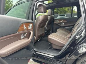Melns Mercedes-Benz GLS-Class 2022 Tallina, ar dzinēja tilpumu 3.00 L un nobraukumu 85 tūkst. km par 77990 €, foto 13 vietnē AUTOMOTO.COM.LV