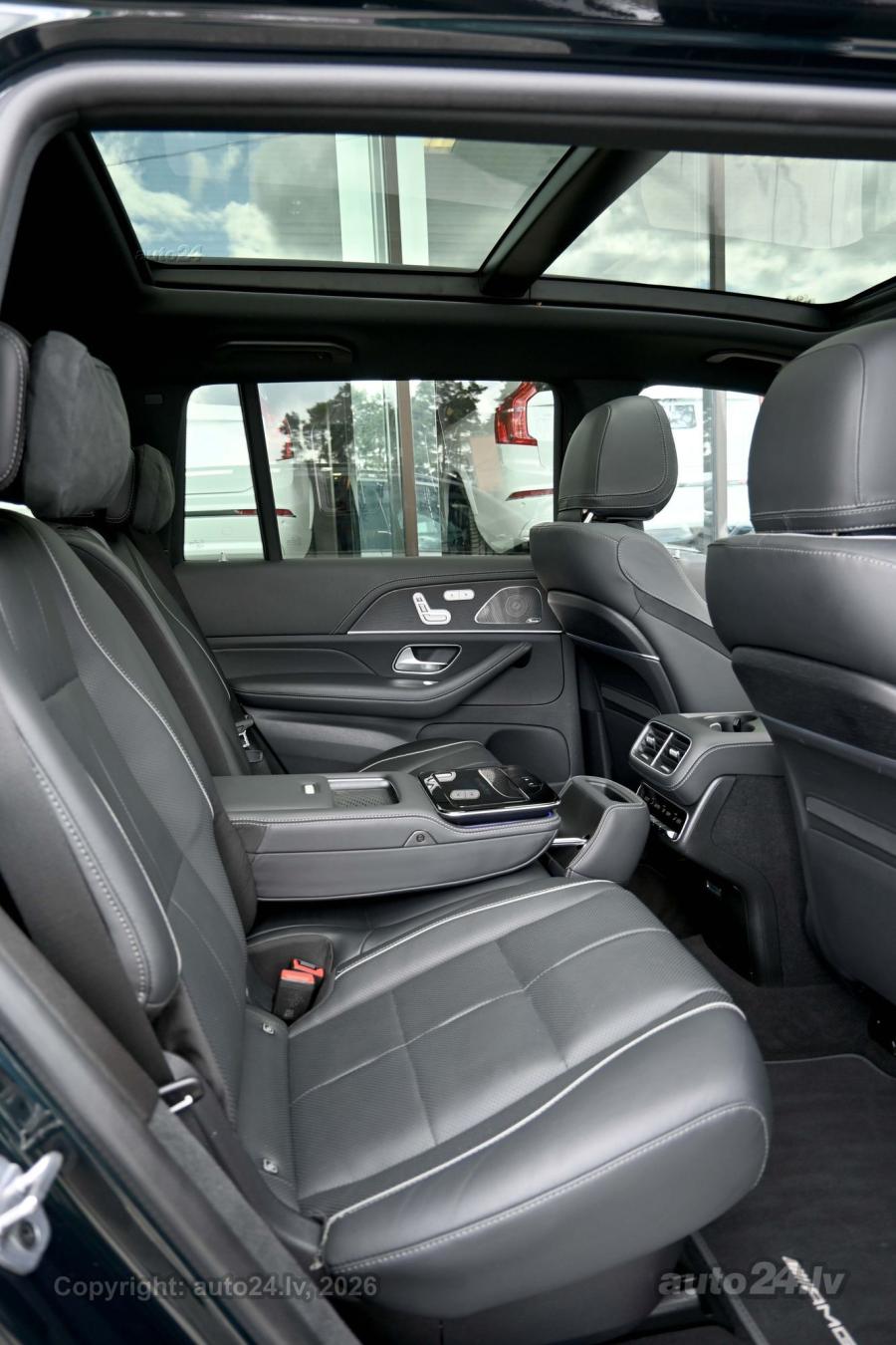 Green Mercedes-Benz GLS-Class 2023 in Tallinn, with an engine capacity of 2.93 L and mileage of 97 thousand km for 82990 €, photo 12 on AUTOMOTO.COM.LV