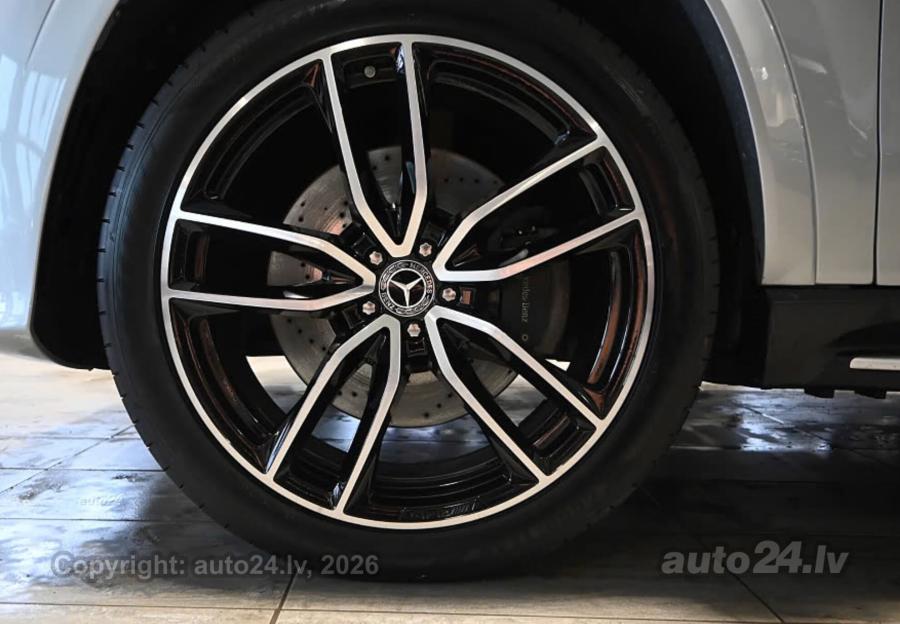 Grey Mercedes-Benz GLS-Class 2024 in Tallinn, with an engine capacity of 3.00 L and mileage of 8 thousand km for 87900 €, photo 17 on AUTOMOTO.COM.LV