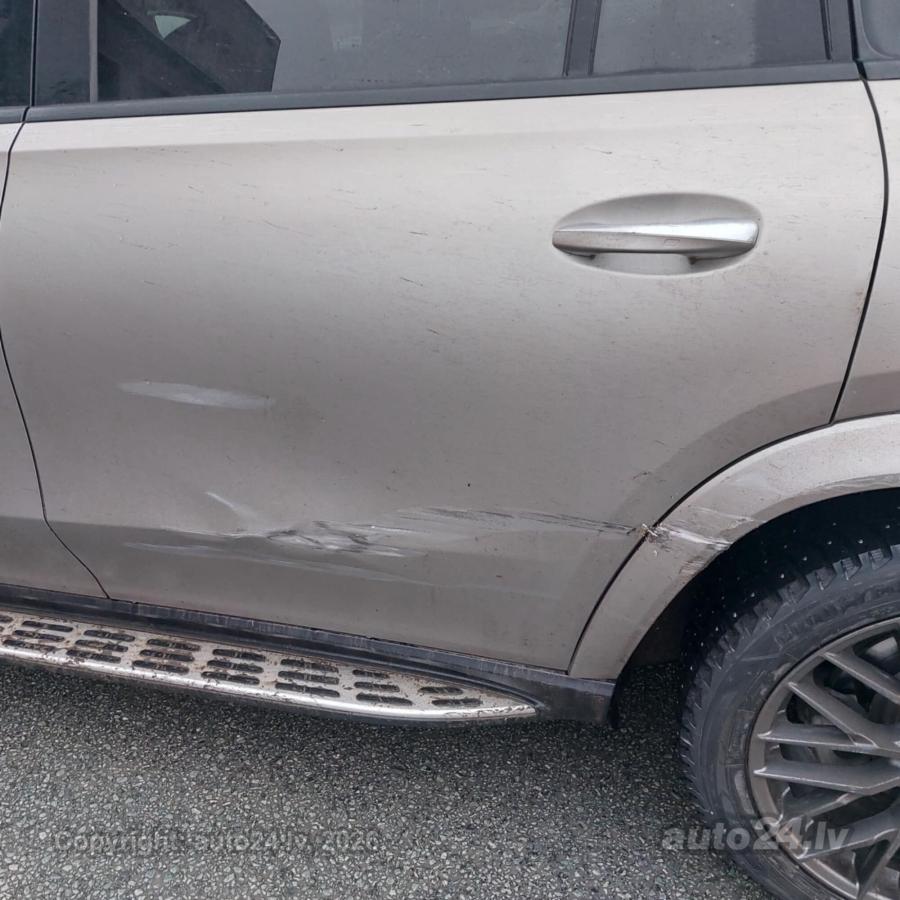 Pelēks Mercedes-Benz GLS-Class 2022 Tallina, ar dzinēja tilpumu 2.90 L un nobraukumu 122 tūkst. km par 73160 €, foto 23 vietnē AUTOMOTO.COM.LV