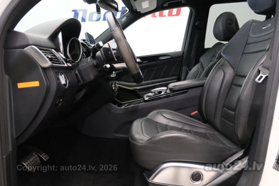 White Mercedes-Benz GLS-Class 2016 in Tallinn, with an engine capacity of 5.50 L and mileage of 80 thousand km for 54900 €, photo 5 on AUTOMOTO.COM.LV
