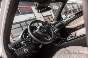 Белый Мерседес ГЛС-Класс 2017 в Таллин, объемом двигателя 3.00 л и пробегом 140 тыс. км за 38500 €, фото 10 на AUTOMOTO.COM.LV