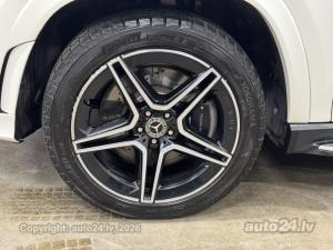 Balts Mercedes-Benz GLS-Class 2020 Tallina, ar dzinēja tilpumu 2.90 L un nobraukumu 141 tūkst. km par 69995 €, foto 5 vietnē AUTOMOTO.COM.LV