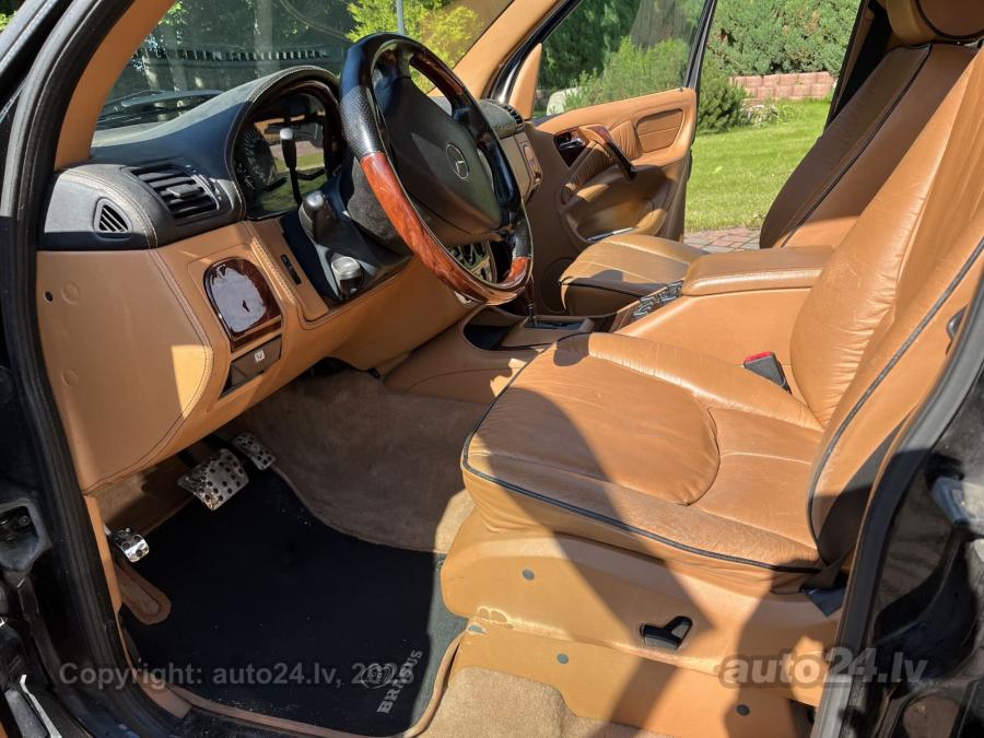 Melns Mercedes-Benz M-Class 2000 Tallina, ar dzinēja tilpumu 5.80 L un nobraukumu 181 tūkst. km par 24900 €, foto 14 vietnē AUTOMOTO.COM.LV