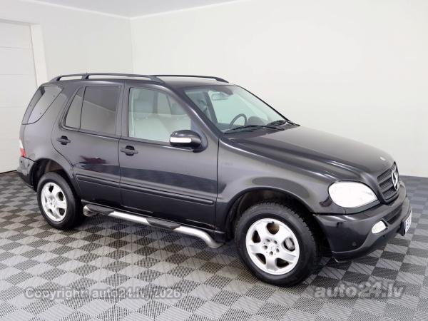 Melns Mercedes-Benz M-Class 2004 Tallina, ar dzinēja tilpumu 2.70 L un nobraukumu 314 tūkst. km par 2299 €, foto 1 vietnē AUTOMOTO.COM.LV
