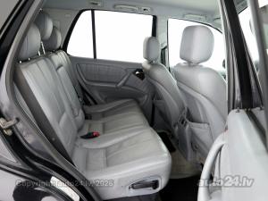 Melns Mercedes-Benz M-Class 2004 Tallina, ar dzinēja tilpumu 2.70 L un nobraukumu 314 tūkst. km par 2299 €, foto 8 vietnē AUTOMOTO.COM.LV