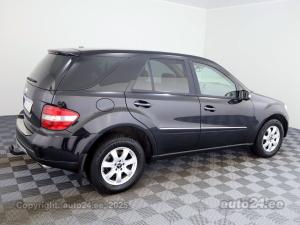 Melns Mercedes-Benz M-Class 2005 Tallina, ar dzinēja tilpumu 3.00 L un nobraukumu 272 tūkst. km par 3999 €, foto 3 vietnē AUTOMOTO.COM.LV