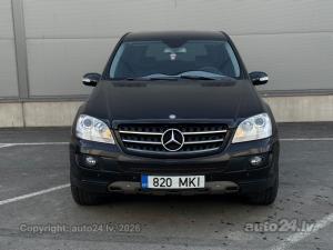 Black Mercedes-Benz M-Class 2006 in Tartu, with an engine capacity of 3.00 L and mileage of 275 thousand km for 5500 €, photo 3 on AUTOMOTO.COM.LV