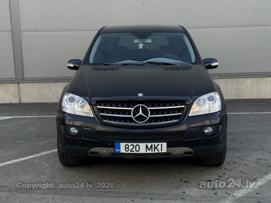 Black Mercedes-Benz M-Class 2006 in Tartu, with an engine capacity of 3.00 L and mileage of 275 thousand km for 5500 €, photo 3 on AUTOMOTO.COM.LV