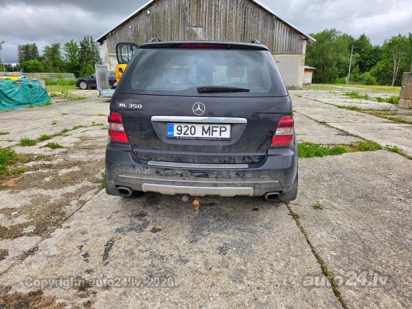 Black Mercedes-Benz M-Class 2006 in Tallinn, with an engine capacity of 3.50 L and mileage of 255 thousand km for 4500 €, photo 4 on AUTOMOTO.COM.LV