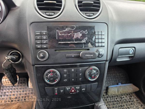 Black Mercedes-Benz M-Class 2006 in Tallinn, with an engine capacity of 3.50 L and mileage of 255 thousand km for 4500 €, photo 8 on AUTOMOTO.COM.LV