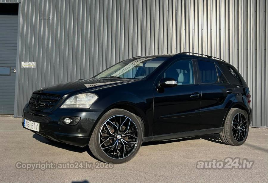 Melns Mercedes-Benz M-Class 2006 Tallina, ar dzinēja tilpumu 3.00 L un nobraukumu 423 tūkst. km par 4999 €, foto 3 vietnē AUTOMOTO.COM.LV
