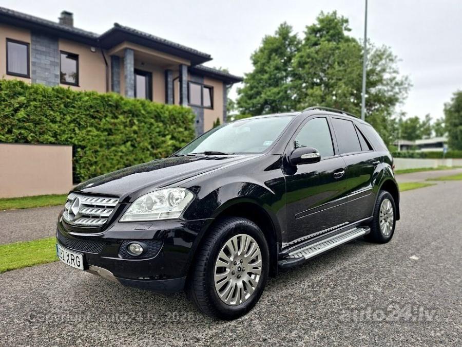 Melns Mercedes-Benz M-Class 2006 Tallina, ar dzinēja tilpumu 3.00 L un nobraukumu 244 tūkst. km par 7500 €, foto 4 vietnē AUTOMOTO.COM.LV