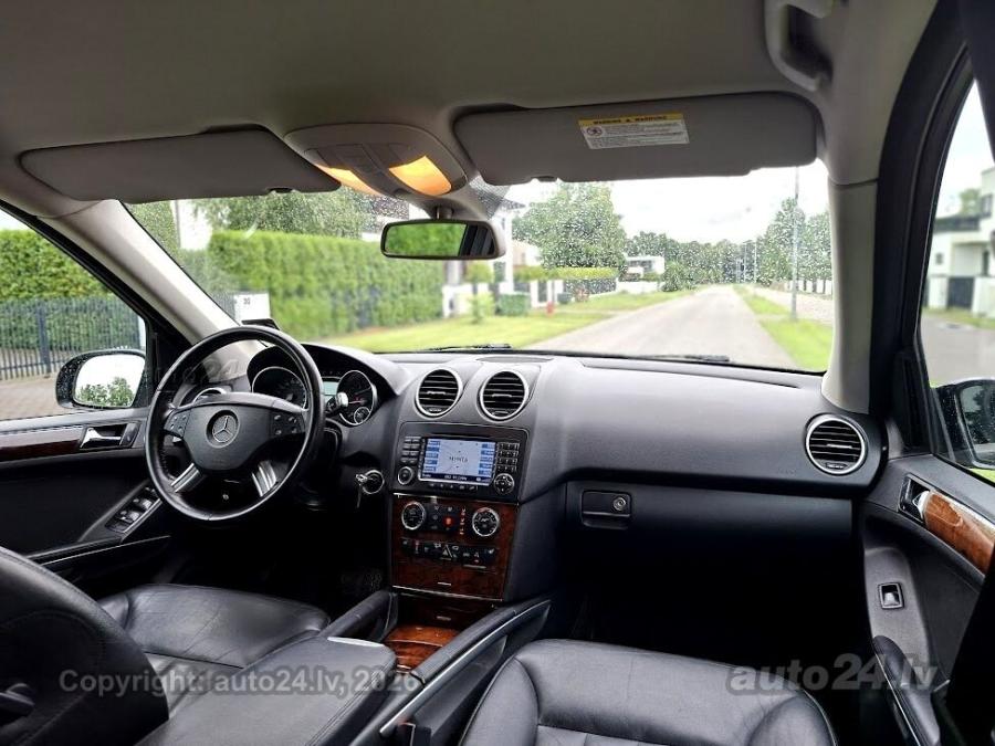 Melns Mercedes-Benz M-Class 2006 Tallina, ar dzinēja tilpumu 3.00 L un nobraukumu 244 tūkst. km par 7500 €, foto 12 vietnē AUTOMOTO.COM.LV
