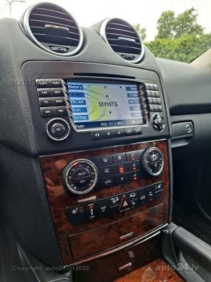 Melns Mercedes-Benz M-Class 2006 Tallina, ar dzinēja tilpumu 3.00 L un nobraukumu 244 tūkst. km par 7500 €, foto 19 vietnē AUTOMOTO.COM.LV