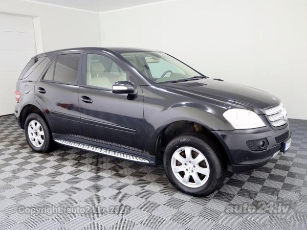 Melns Mercedes-Benz M-Class 2006 Tallina, ar dzinēja tilpumu 3.00 L un nobraukumu 269 tūkst. km par 3499 €, foto 1 vietnē AUTOMOTO.COM.LV