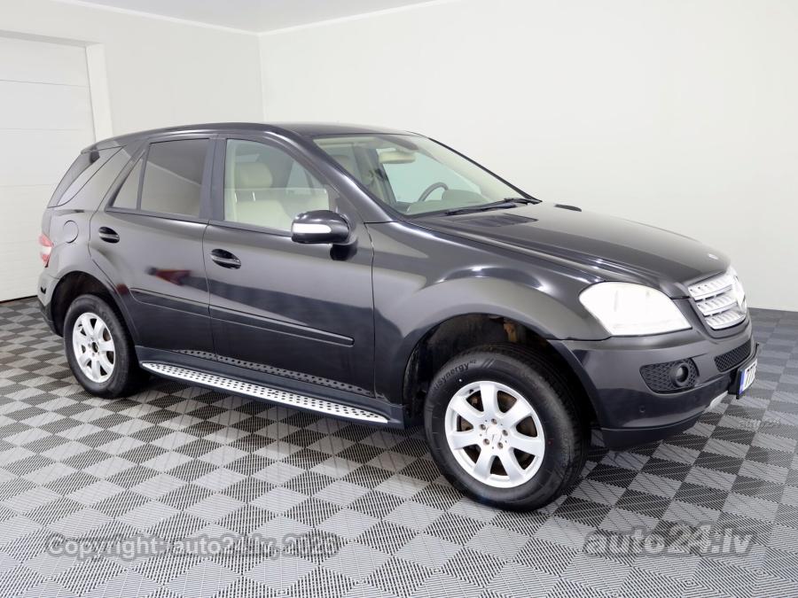 Black Mercedes-Benz M-Class 2006 in Tallinn, with an engine capacity of 3.00 L and mileage of 269 thousand km for 3499 €, photo 1 on AUTOMOTO.COM.LV