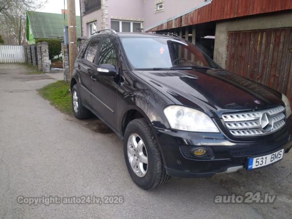 Melns Mercedes-Benz M-Class 2007 Tallina, ar dzinēja tilpumu 3.00 L un nobraukumu 332 tūkst. km par 3000 €, foto 2 vietnē AUTOMOTO.COM.LV