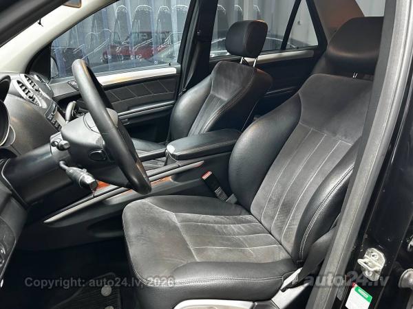 Melns Mercedes-Benz M-Class 2007 Tallina, ar dzinēja tilpumu 3.00 L un nobraukumu 298 tūkst. km par 4500 €, foto 8 vietnē AUTOMOTO.COM.LV
