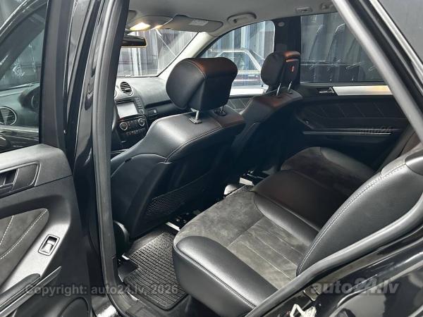 Melns Mercedes-Benz M-Class 2007 Tallina, ar dzinēja tilpumu 3.00 L un nobraukumu 298 tūkst. km par 4500 €, foto 9 vietnē AUTOMOTO.COM.LV