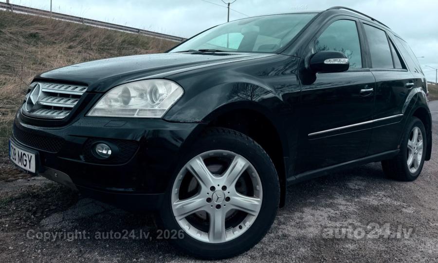 Melns Mercedes-Benz M-Class 2007 Tallina, ar dzinēja tilpumu 3.00 L un nobraukumu 293 tūkst. km par 4900 €, foto 7 vietnē AUTOMOTO.COM.LV