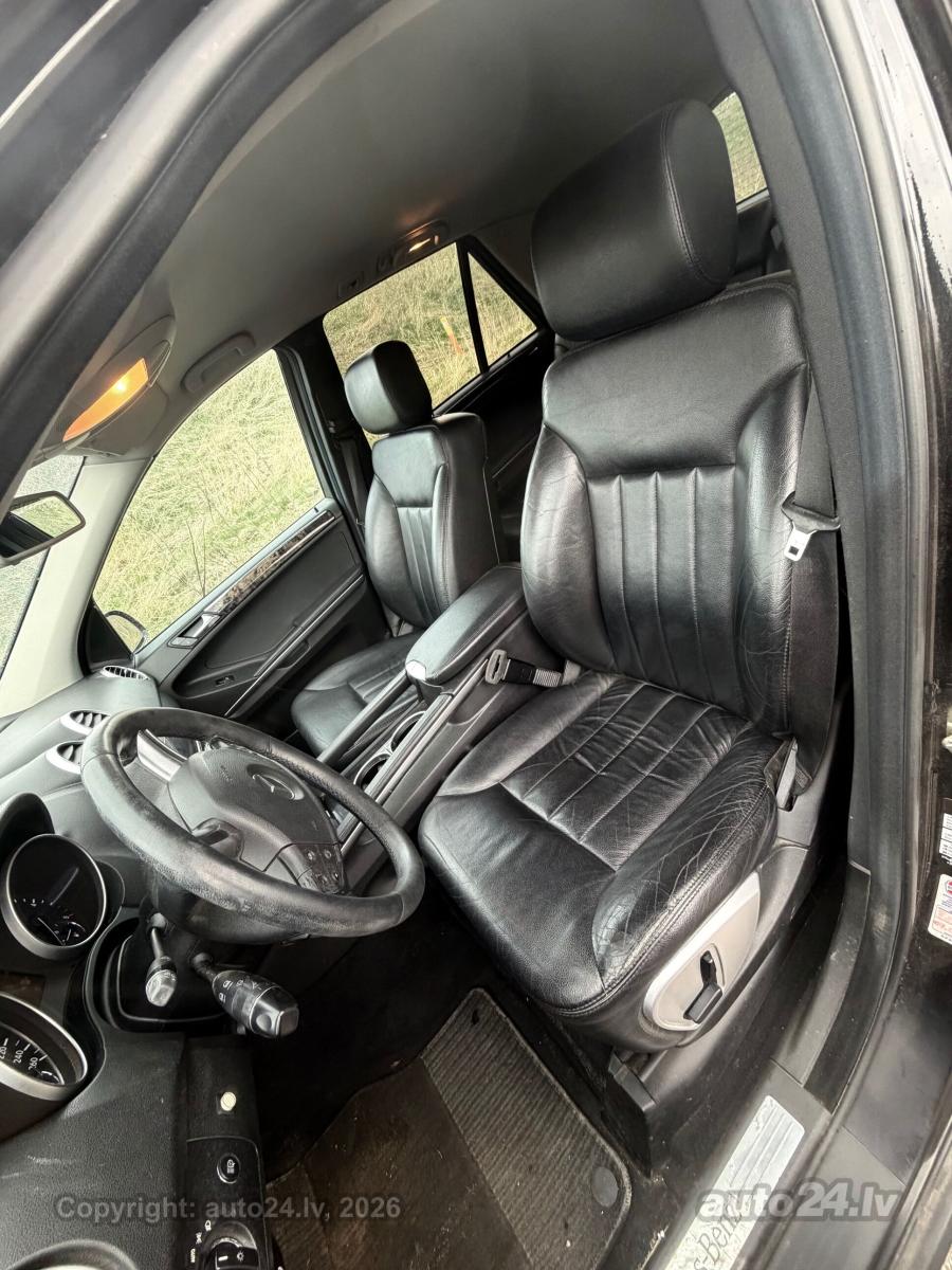 Melns Mercedes-Benz M-Class 2007 Tallina, ar dzinēja tilpumu 3.00 L un nobraukumu 293 tūkst. km par 4900 €, foto 9 vietnē AUTOMOTO.COM.LV