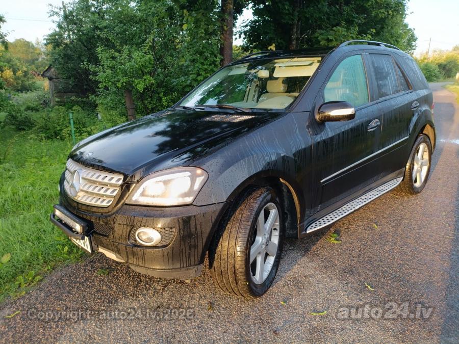 Melns Mercedes-Benz M-Class 2007 Narva, ar dzinēja tilpumu 3.00 L un nobraukumu 0 tūkst. km par 6000 €, foto 1 vietnē AUTOMOTO.COM.LV
