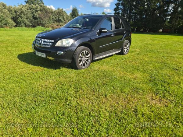 Melns Mercedes-Benz M-Class 2007 Tartu, ar dzinēja tilpumu 3.00 L un nobraukumu 360 tūkst. km par 5000 €, foto 2 vietnē AUTOMOTO.COM.LV